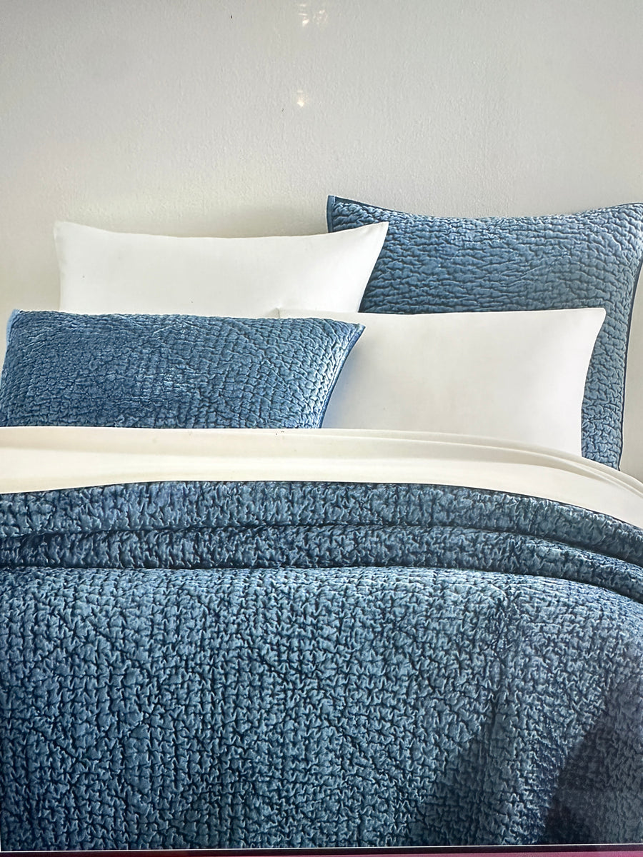 Parisienne Velvet Slate Quilt – Hallstrom Home