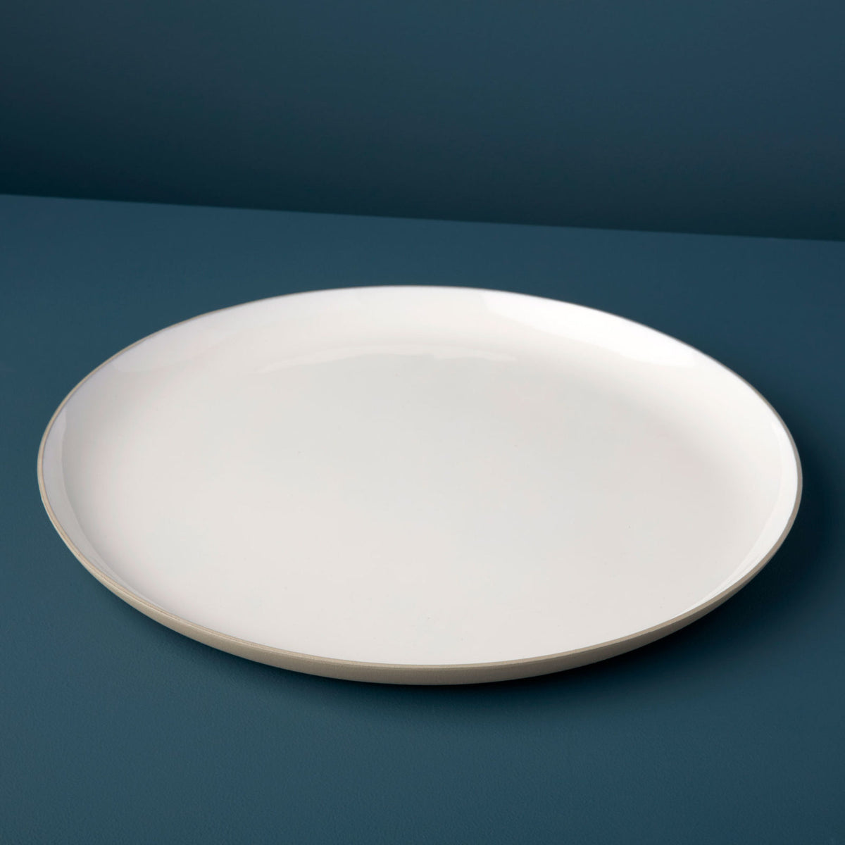 Easton Round Platter, Dove – Hallstrom Home